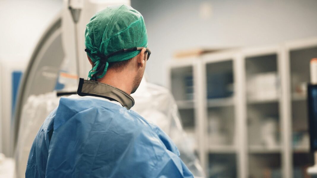 Left Main Coronary Artery Disease: Intravascular Imaging-Guided PCI vs ...